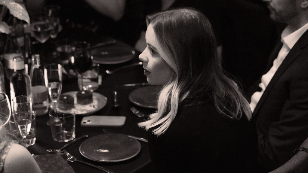 Skyfall El cocktail club 360° en la cúpula del Hyatt Regency Barcelona ...