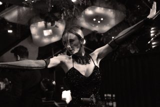 Skyfall El cocktail club 360° en la cúpula del Hyatt Regency Barcelona ...